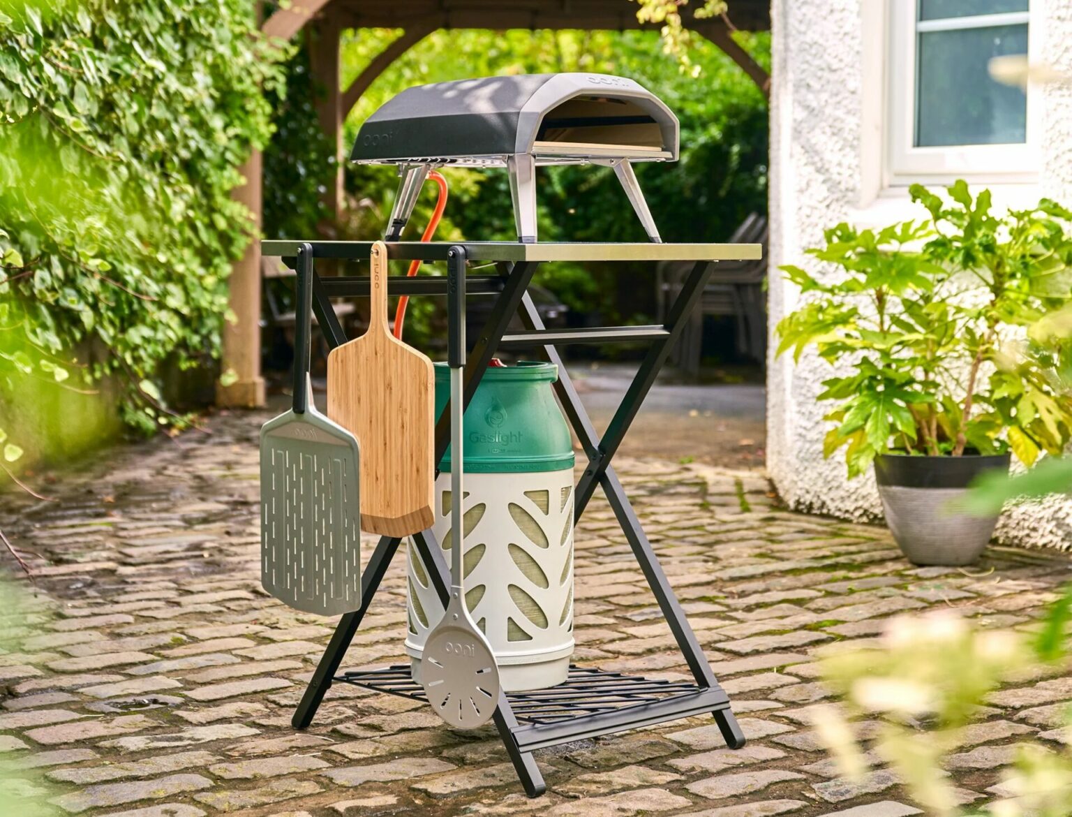 Ooni Releases a Folding Table for their Pizza Ovens - CookOut News ...