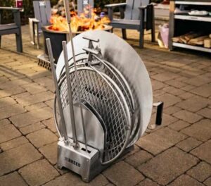 Breeo Releases the Sear Disc and 304 Dock for its Fire Pits - CookOut ...