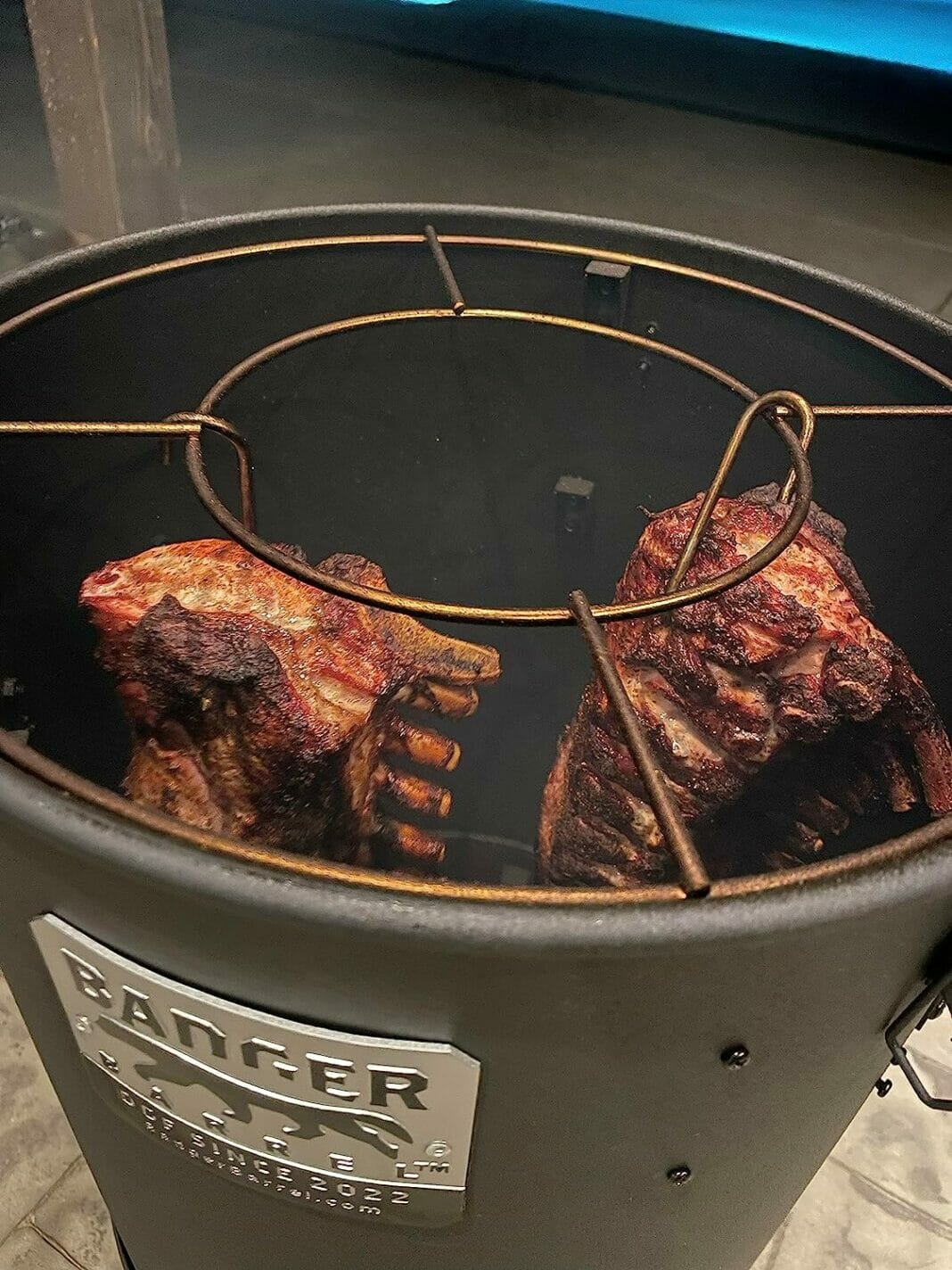 The Badger Barrel Cooker is Released with a No Nonsense Style for $249 ...