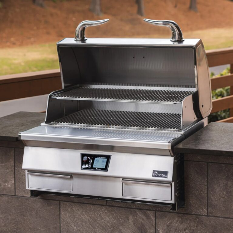 Recteq Releases a Large Flagship XL Pellet grill and a High End Built ...