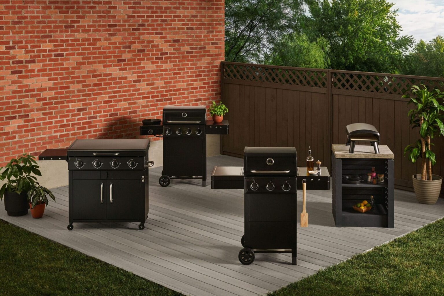 RONA Launches Laflamme & Co, a Private Label Outdoor Cooking Brand ...